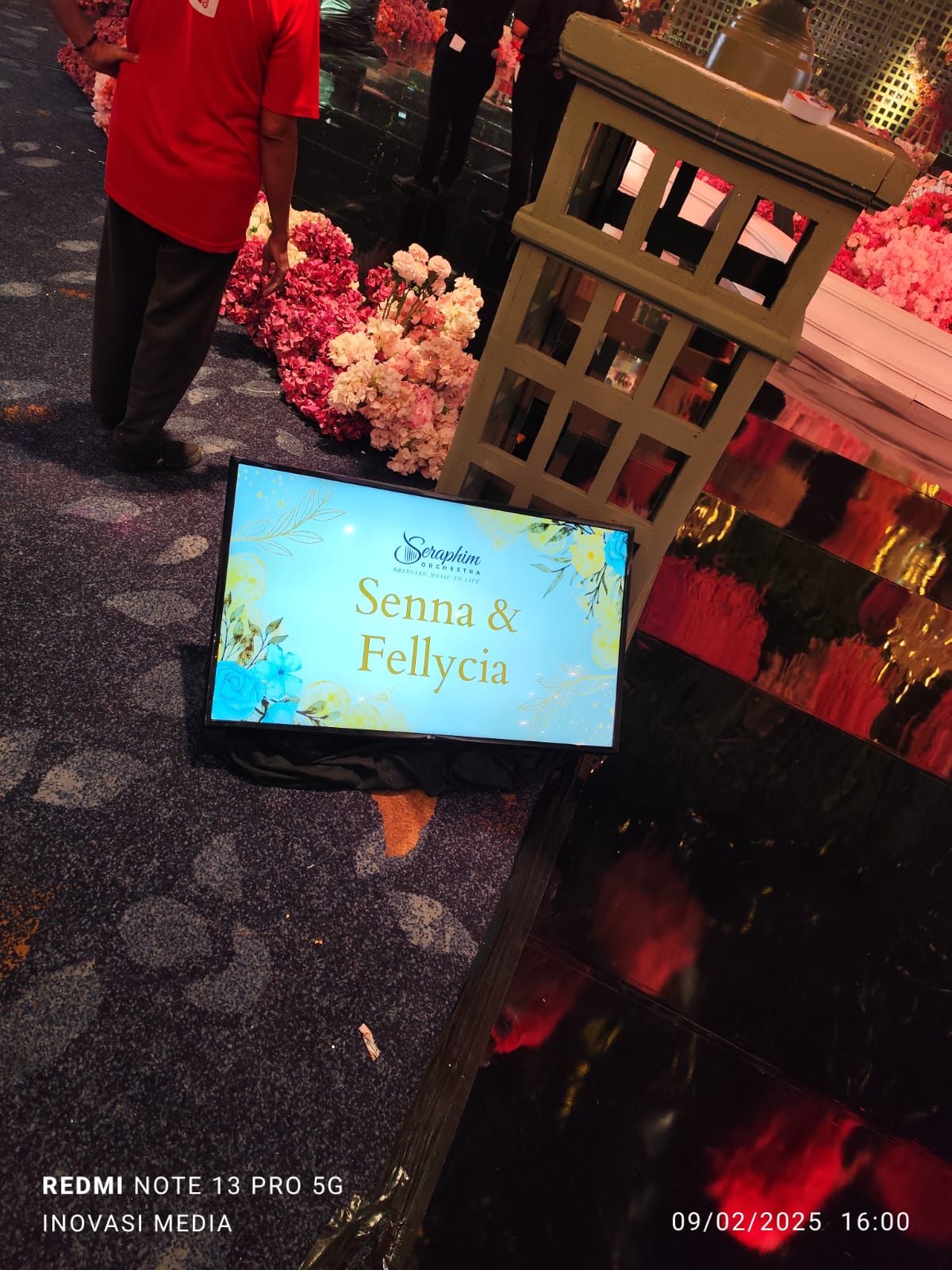 Layanan Sewa TV LED Surabaya Profesional 32 - 75 Inch Termurah - Pusat ...